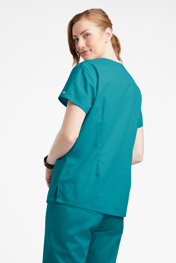 Butter-Soft Originals Women's 7-Pocket Curved V-Neck Scrub Top, Fashion ...