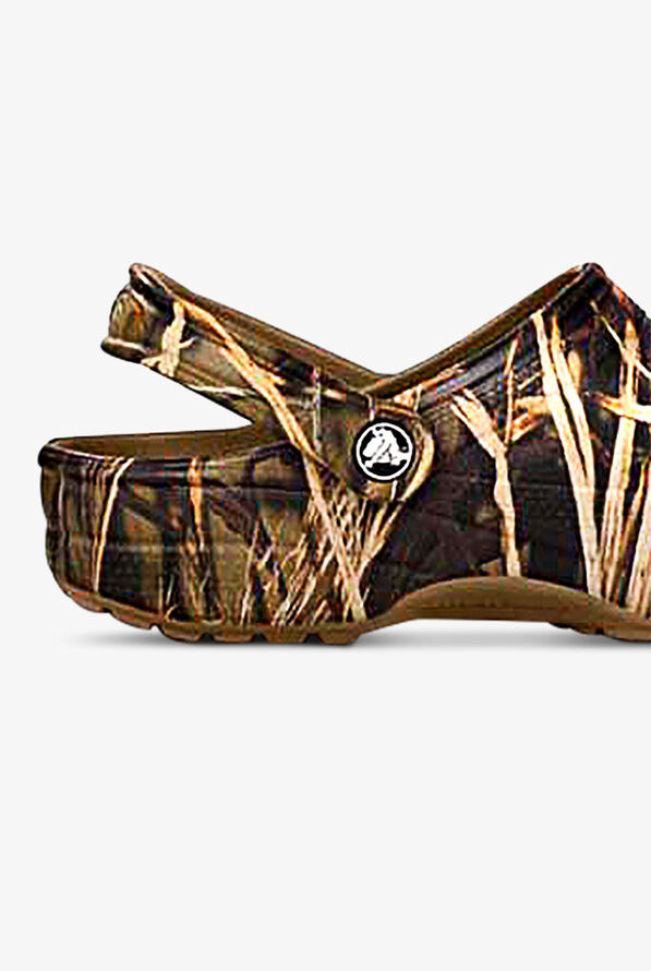 Crocs Unisex Classic Realtree Clogs, Nursing Clogs
