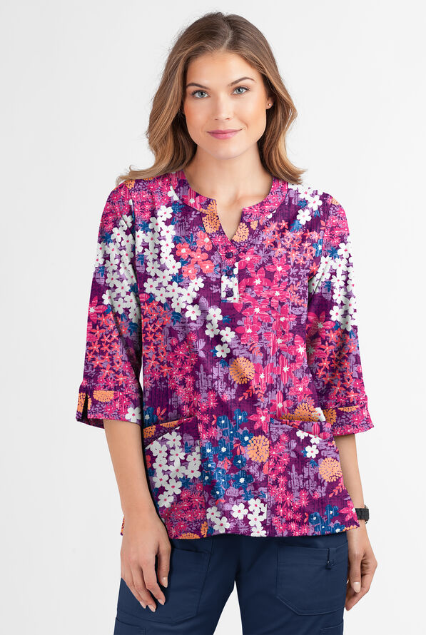 UA Butter-Soft Izmir Floral Berry Burst Women's 4-Pocket 3/4 Sleeve ...