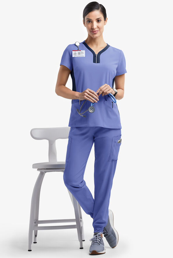 Blusa médica Easy STRETCH by Butter-Soft™ Lily Henley con cremallera ...