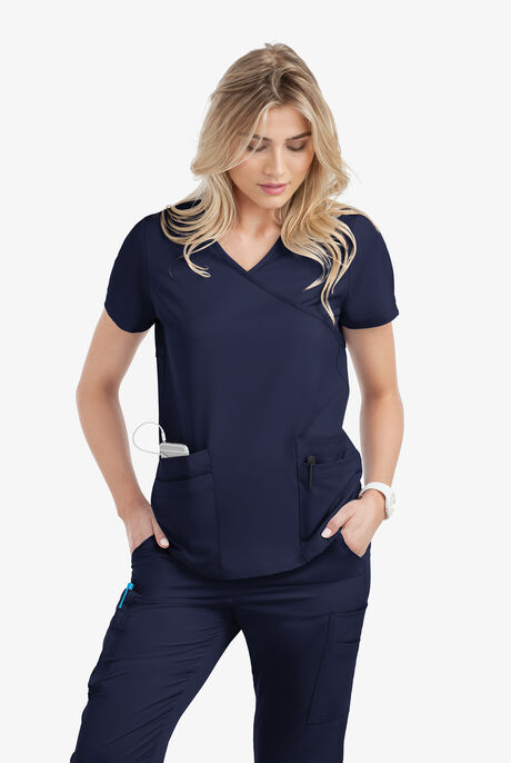 Lauderdale by UA Scrubs | UA Exclusive Scrubs | Uniform Advantage