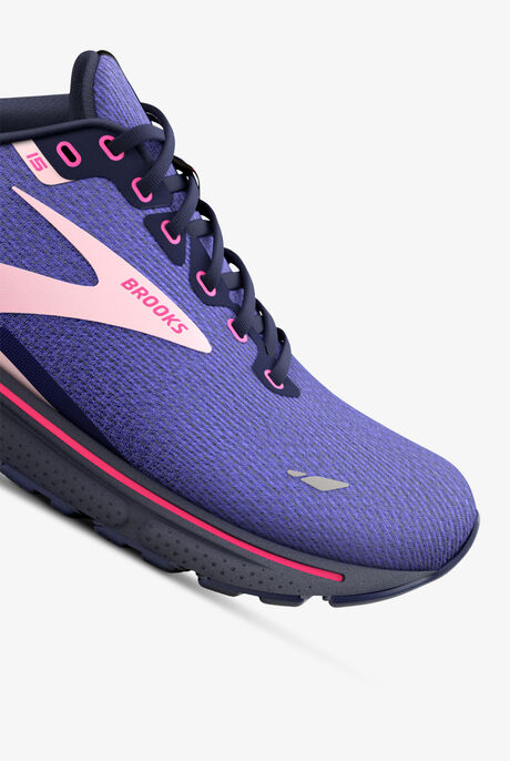 Buy Brooks Nursing Shoes | Uniform Advantage