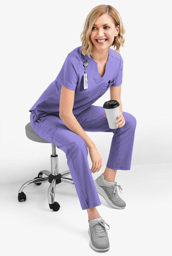 Blusa médica Easy STRETCH con cuello festoneado y 1 bolsillo, Uniformes ...