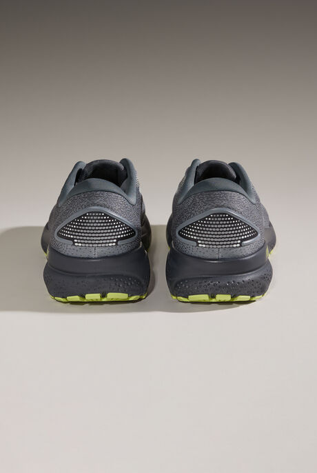 Brooks Nursing Shoes for Medical Workers | Uniform Advantage