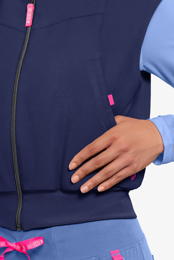 Med Couture Amp Women's 2-Pocket STRETCH Zippered Cropped Scrub Vest ...