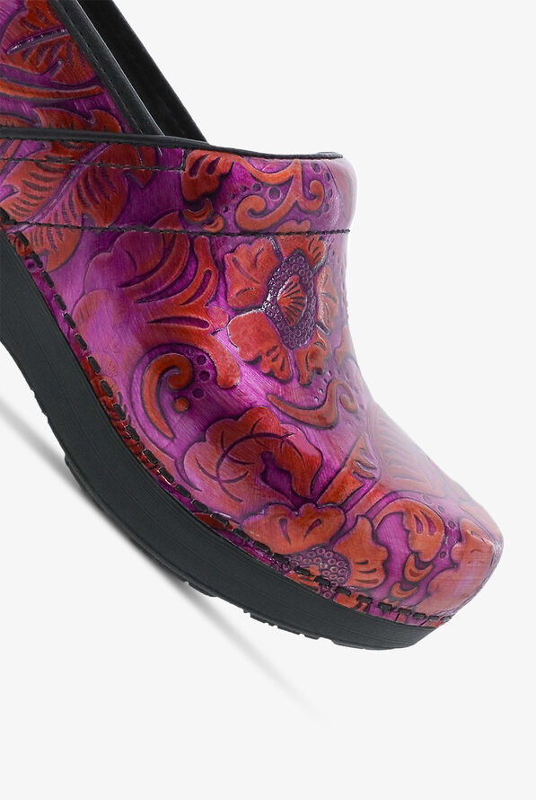 Dansko Women's XP 2.0 Fuchsia Tooled Patent Leather Nursing Clogs ...