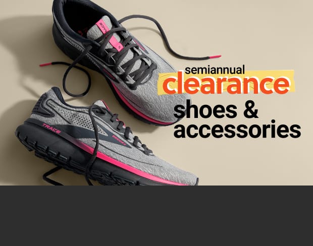 Nursing Scrubs and Medical Uniforms | Uniform Advantage