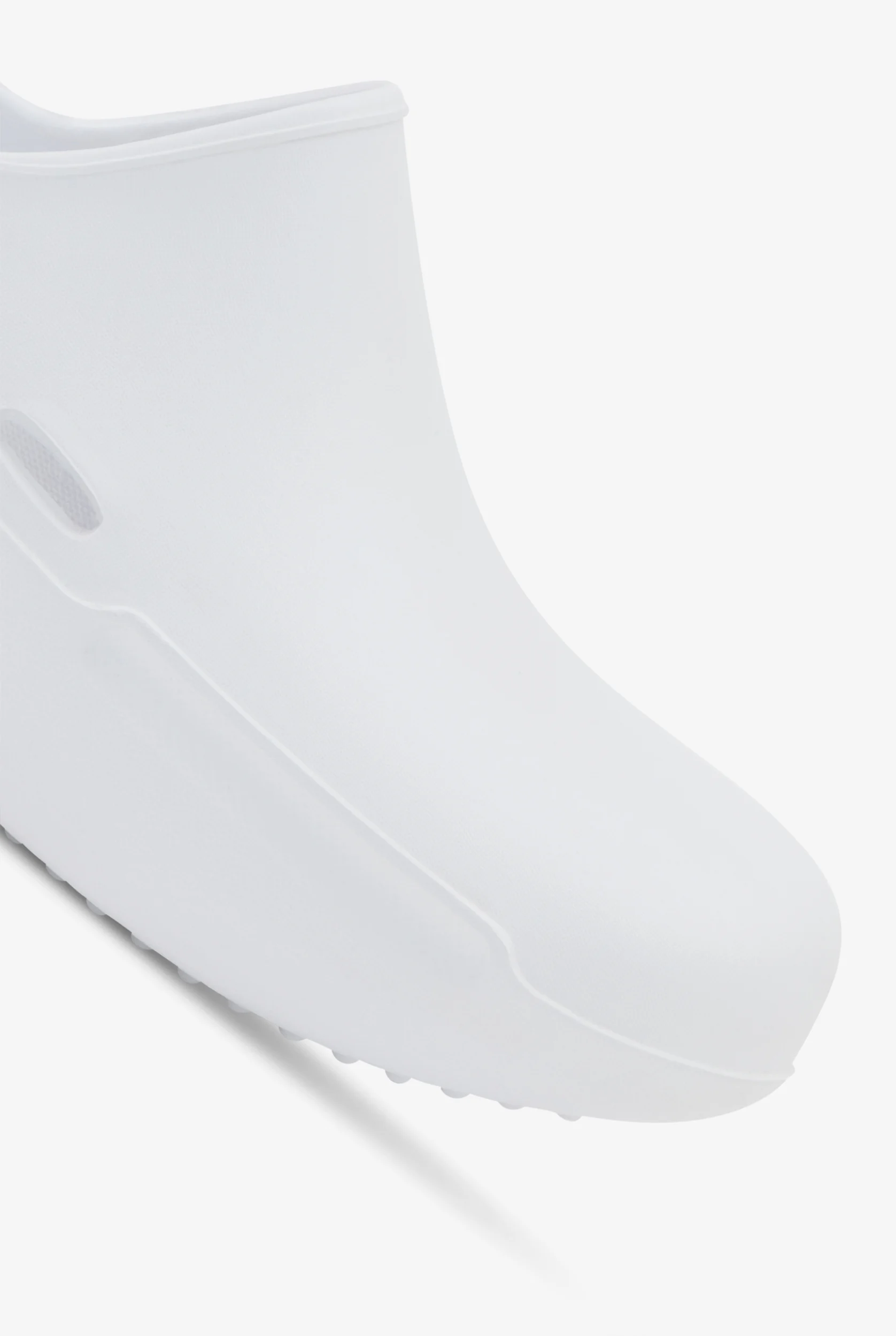 Nursing Shoes | Medical Footwear | Uniform Advantage