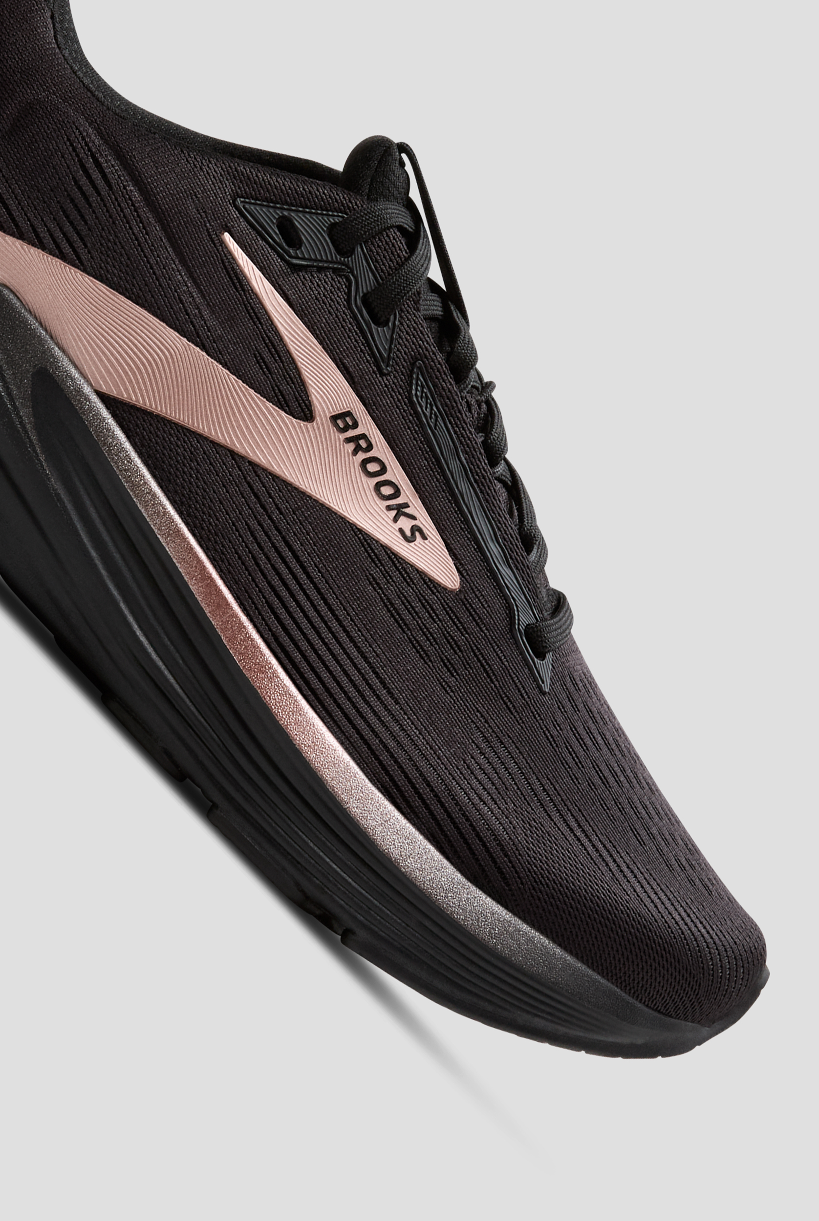 Brooks Nursing Shoes for Medical Workers | Uniform Advantage